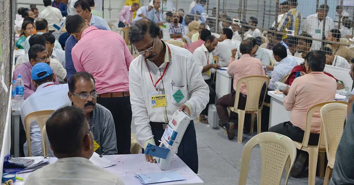 Maharashtra Assembly Election Result 2024 पहिल्या १३० जागांचे कल हाती 2717