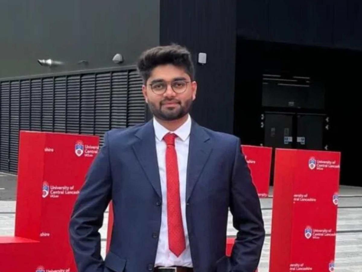 UAE विमान अपघातात भारतीय वंशाच्या डॉक्टरचा मृत्यू! जाणून घ्या, कोण आहे ...