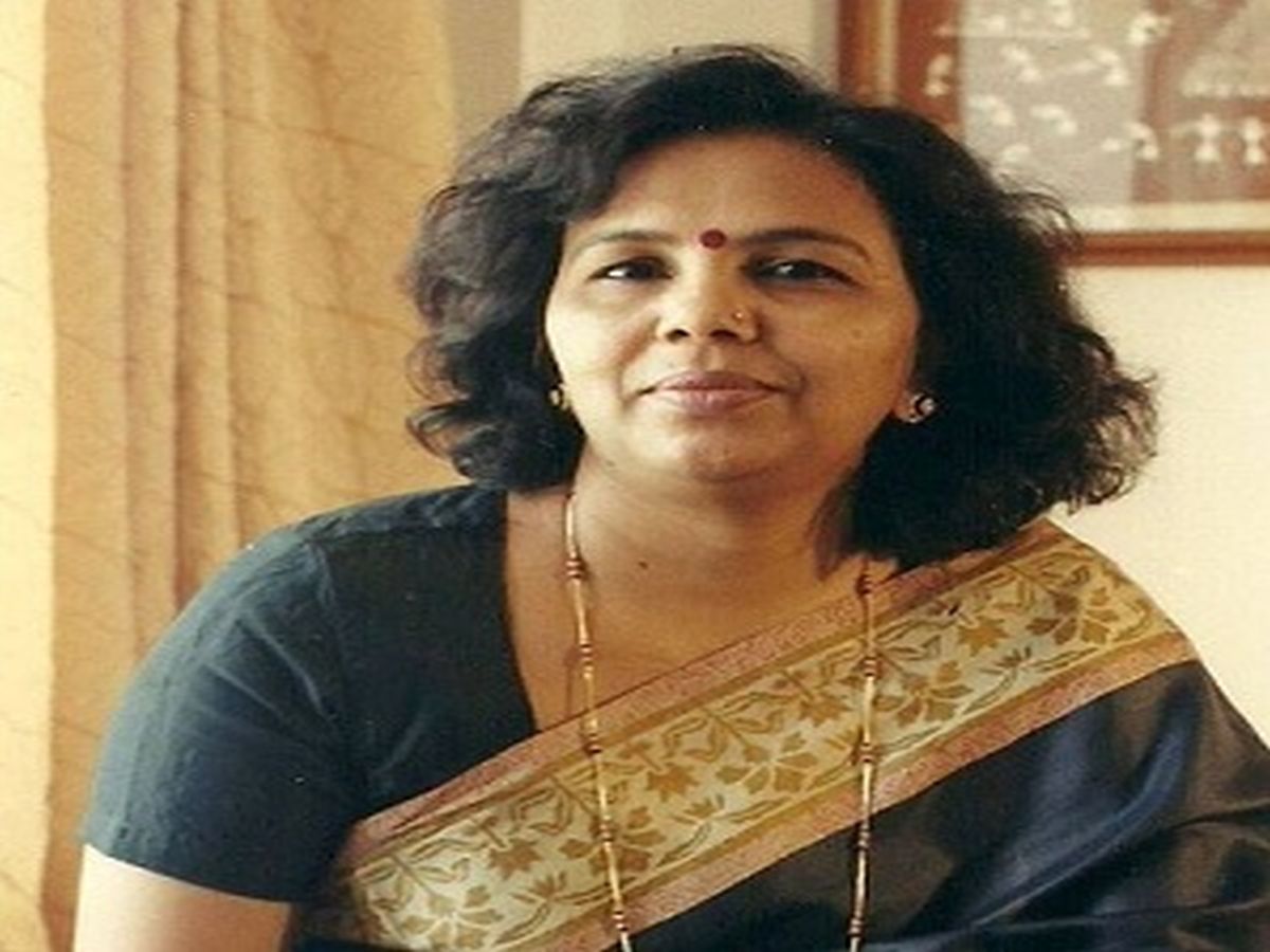 Pragya Daya Pawar: कवयित्री कथाकार प्रज्ञा दया पवार यांना ‘गंगाधर ...