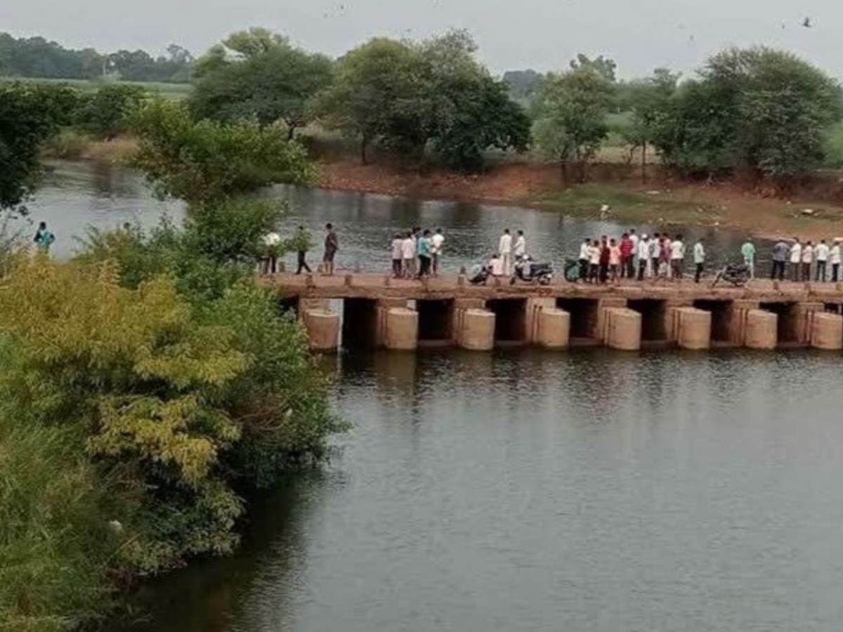 इंद्रायणी नदीत उडी घेतलेल्या विवाहितेचे वाचवले प्राण Pimpri chinchwad ...