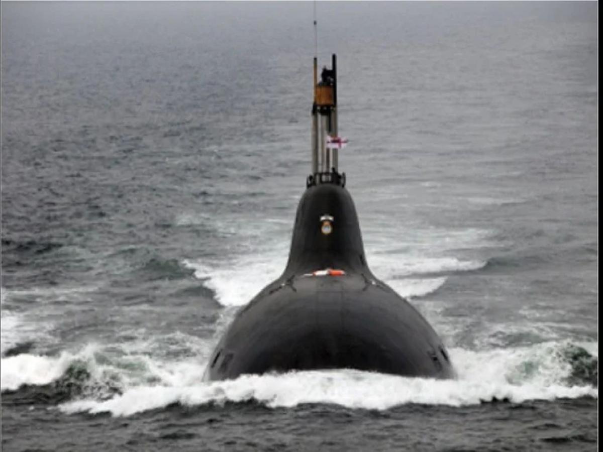 Indian Navy: भारताची अण्वस्त्र हल्ला करू शकणारी एकमेव पानबुडी रशियाला ...