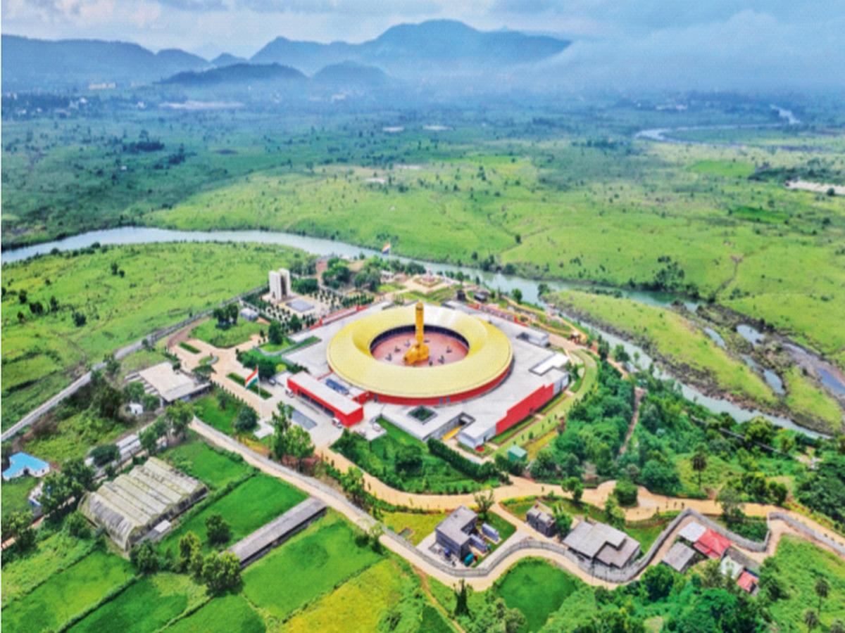 जैन संस्कृतीला समर्पित प्रेरणातीर्थ! देशाच्या शिरपेचात झळाळून उठणारं ...