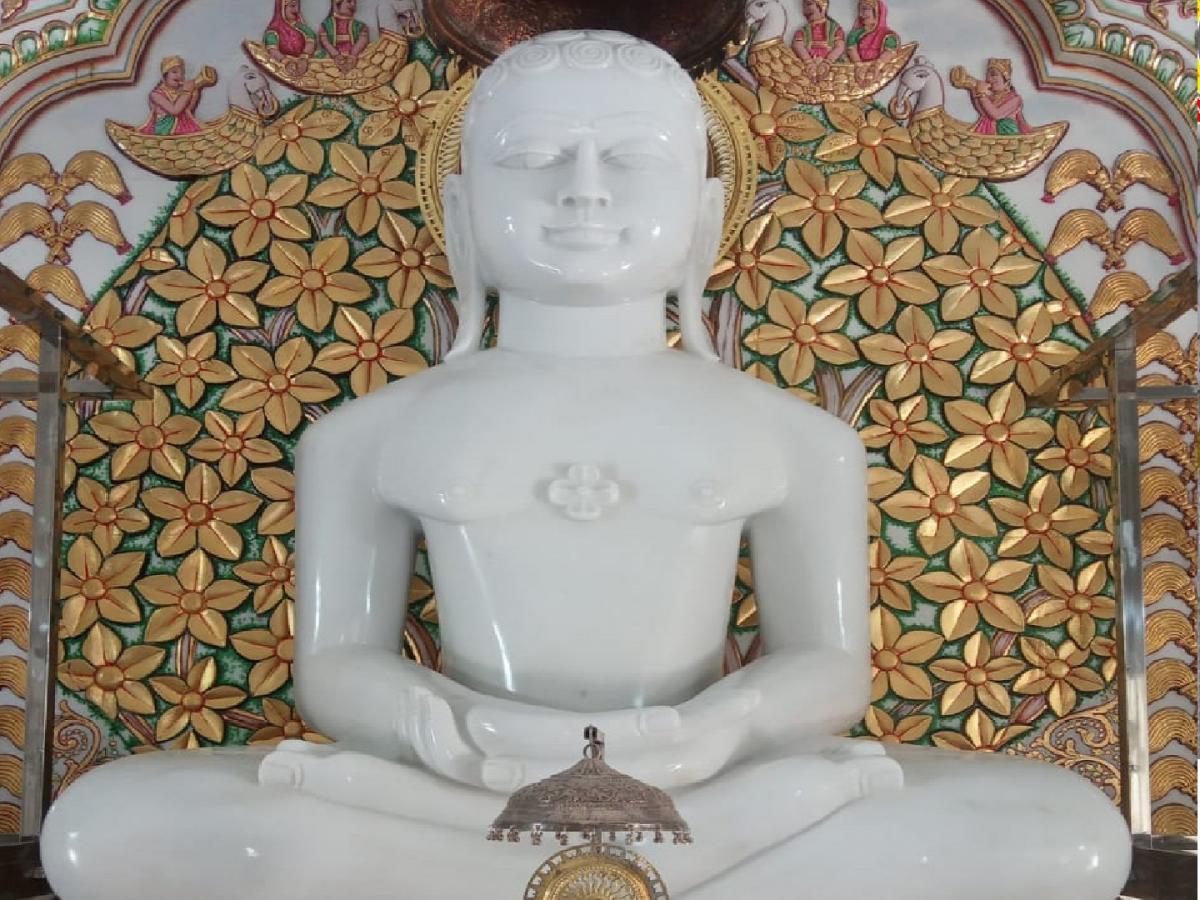 पश्चिम महाराष्ट्रात प्रथमच मिरजेत श्री समयसार महामंडल विधान महोत्सव ...