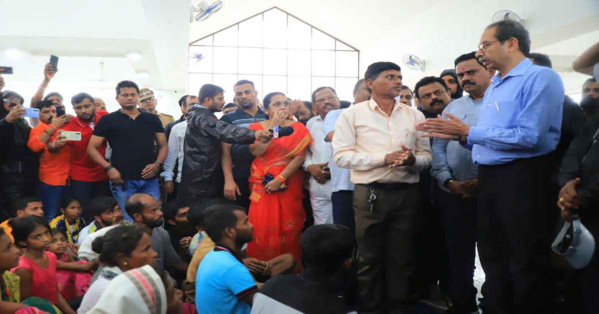 आम्ही सगळे तुमच्यासोबत, मी सरकारकडेही जाण्यास तयार; उद्धव ठाकरेंची ...