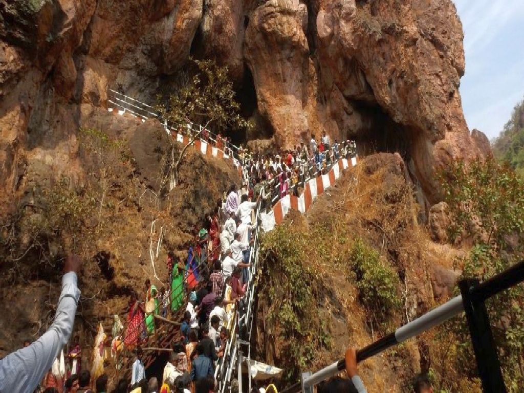 कचारगडला घडणार गोंडी धर्म कला संस्कृतीचे दर्शन; माघ पौर्णिमेला कोया ...