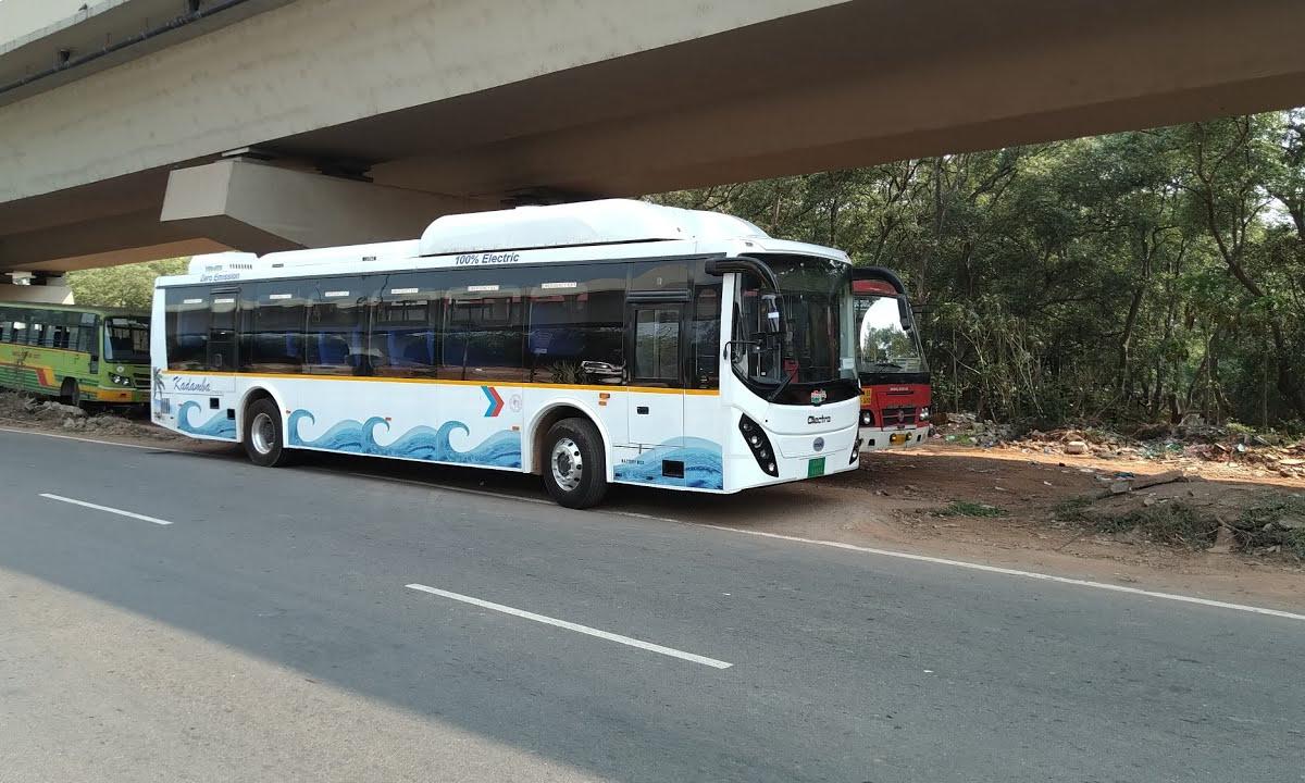 'माझी बस' योजनेकडे पाठ; पणजीत ३८ इलेक्ट्रिक बस Goa Marathi News | in ...