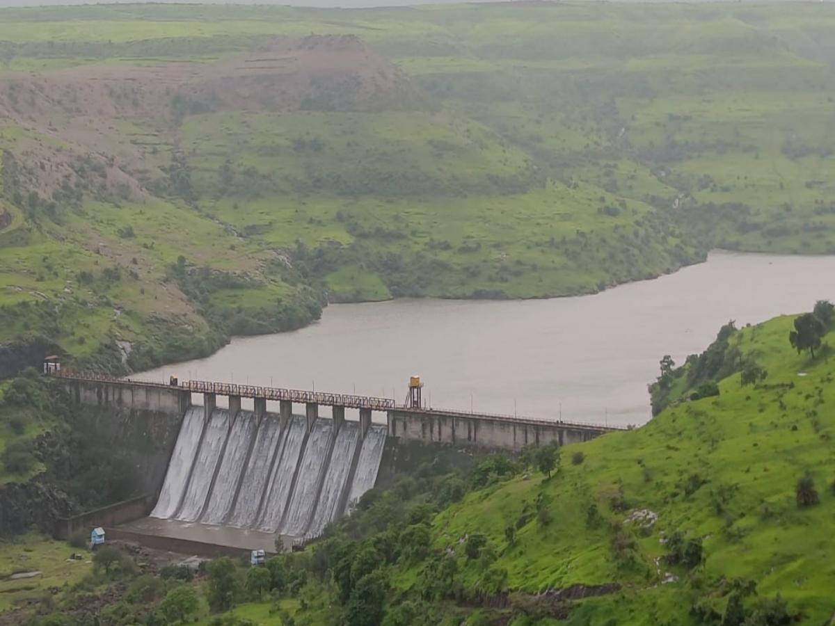 खेड तालुक्यातील कळमोडी धरण यंदा महिनाभर अगोदरच १०० टक्के भरले Pune ...