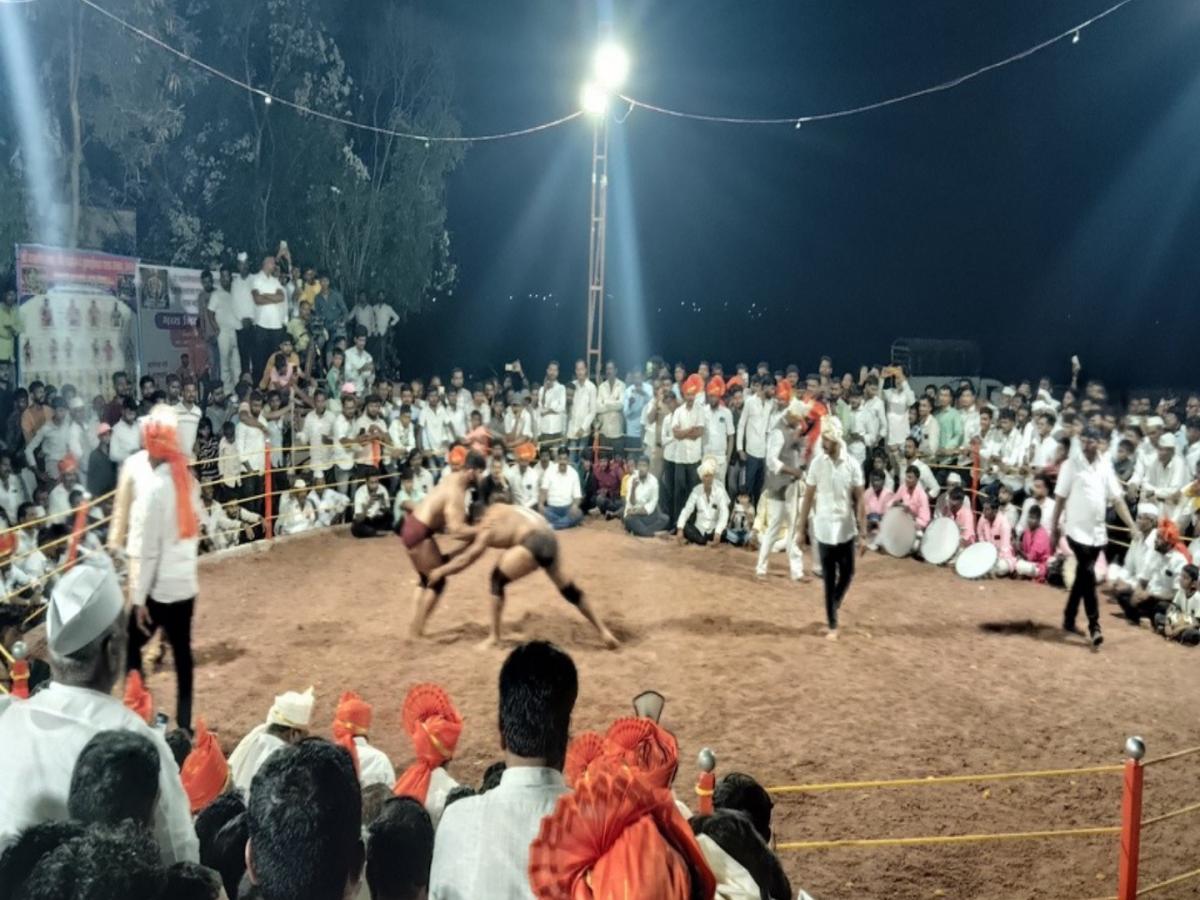 श्री काळभैरवनाथ यात्रोत्सवात महाराष्ट्र केसरी पै. सिकंदर शेख खोरच्या ...