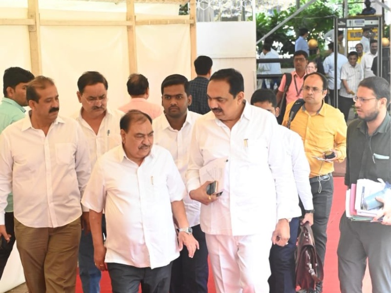 भोसरी भुखंड गैरव्यवहार प्रकरणाचा होणार फेर तपास; एकनाथ खडसेंच्या अडचणी ...