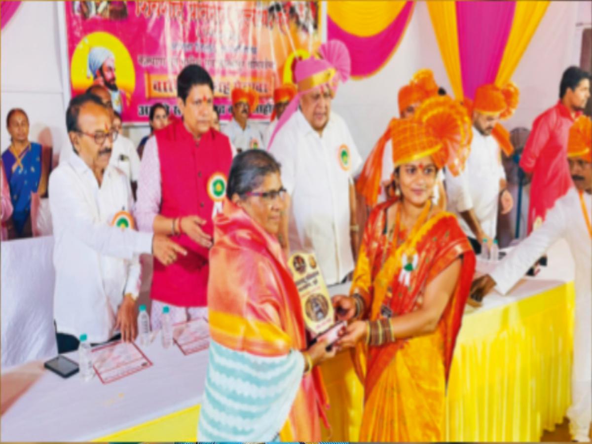 मदतीची हात देणारी कोल्हापूरकरांची ‘का रे भावा’ची साद Kalyan-dombivli ...