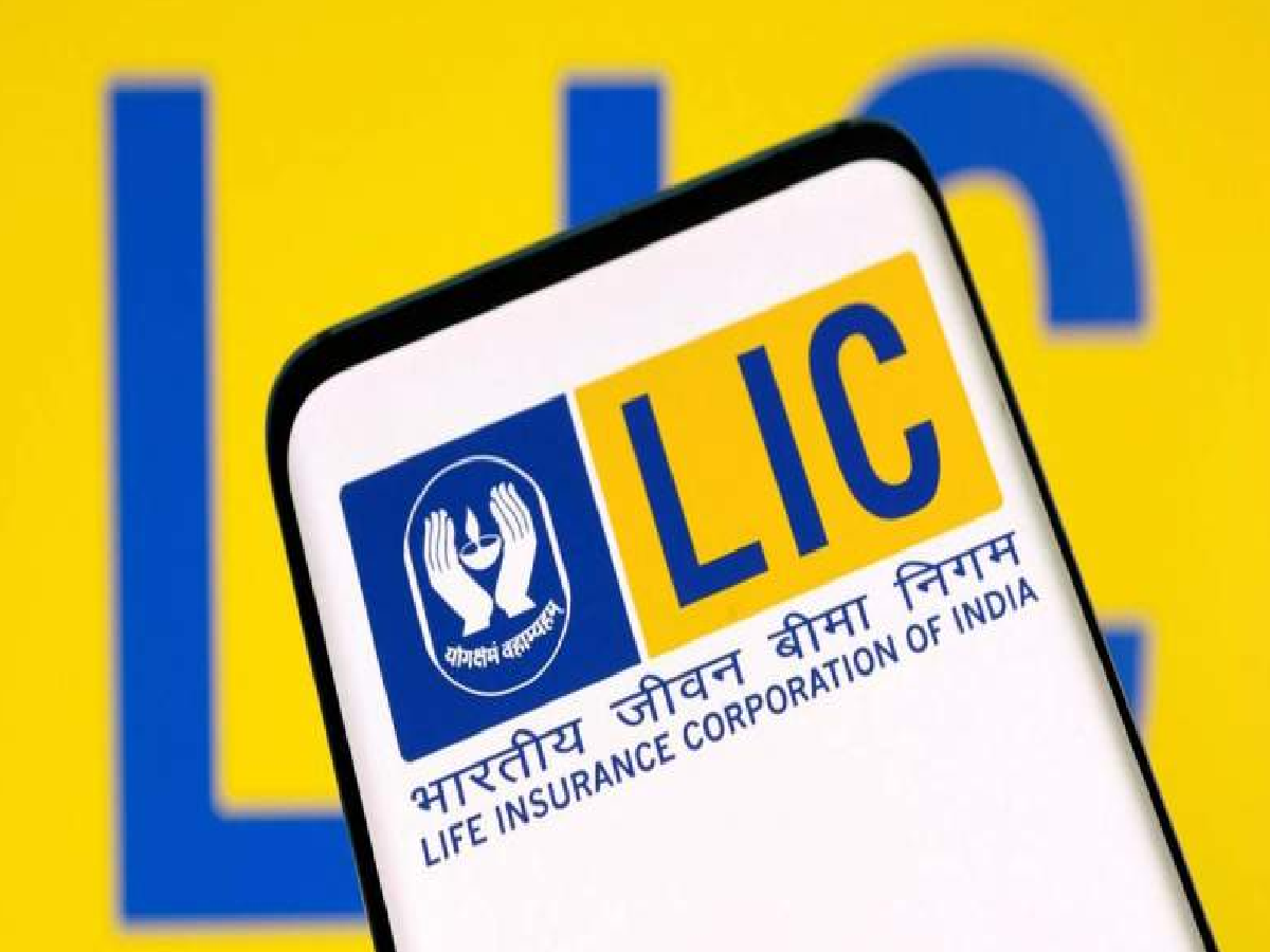 देशातील सर्वात मोठी विमा कंपनी LIC ची भरतेय तिजोरी, २.३२ ट्रिलियनपर्यंत ...