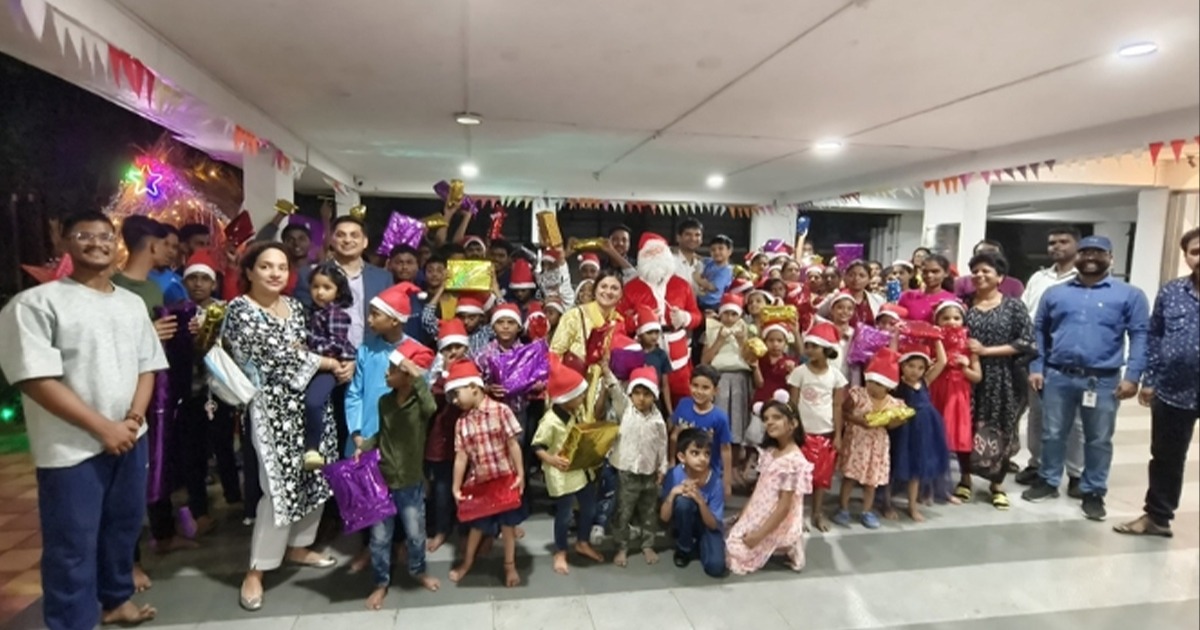 डायमंड पार्क्स, लोहगाव तर्फे माहेर संस्थेतील मुलांसोबत ख्रिसमस उत्साहात ...