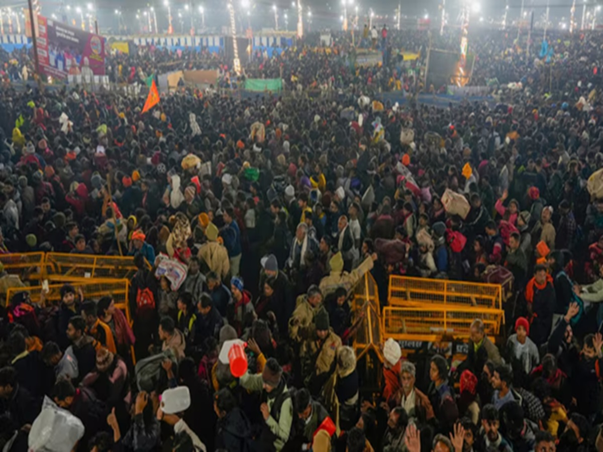 Maha Kumbh Stampede: प्रयागराजमध्ये महाकुंभमेळ्यात चेंगराचेंगरी, अनेक ...