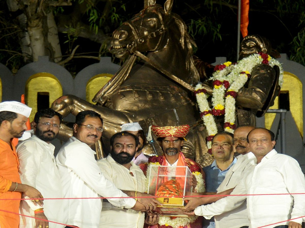 Nashik: 'मी कोपऱ्यातही गेलो नाही अन् कानातही बोललो नाही', मनोज जरांगे ...