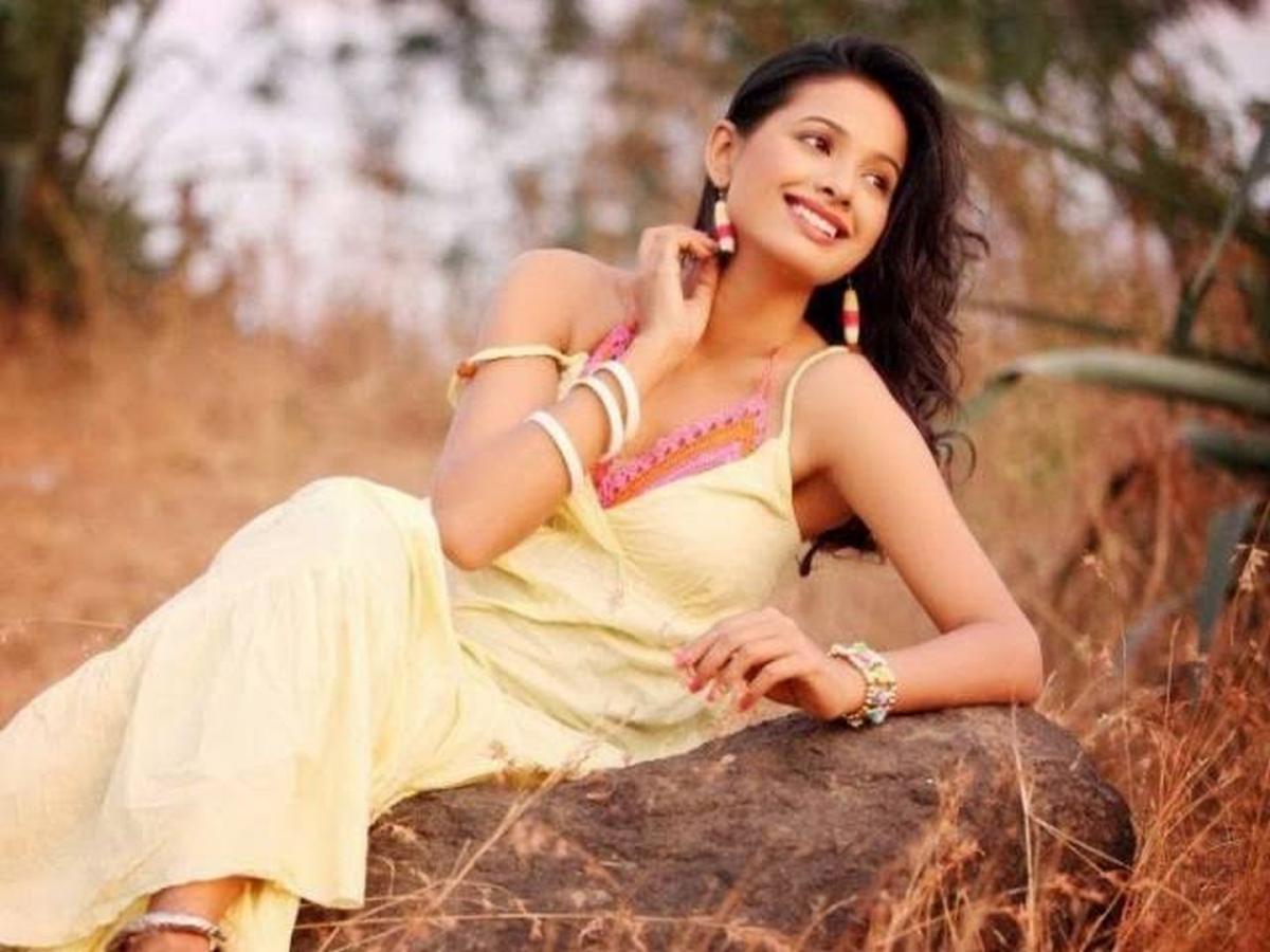 'या' देशात व्हॅकेशन एन्जॉय करतेय अभिनेत्री मयुरी वाघ, पाहा त्यांचे हे खास फोटो ! - Marathi News ...