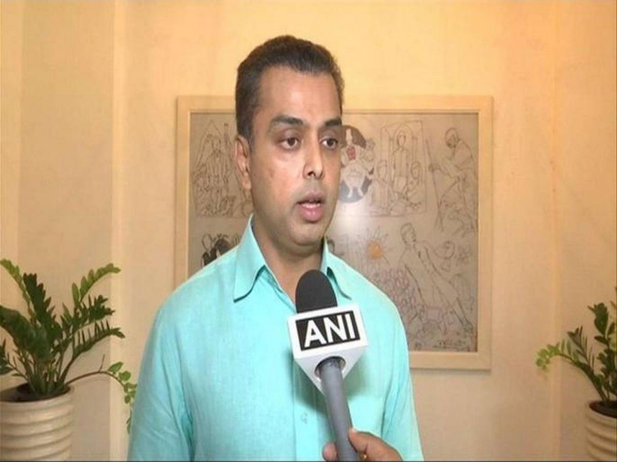 Milind Deora : "मी शेवटपर्यंत काँग्रेसमध्येच राहणार", मिलिंद देवरांच्या ...