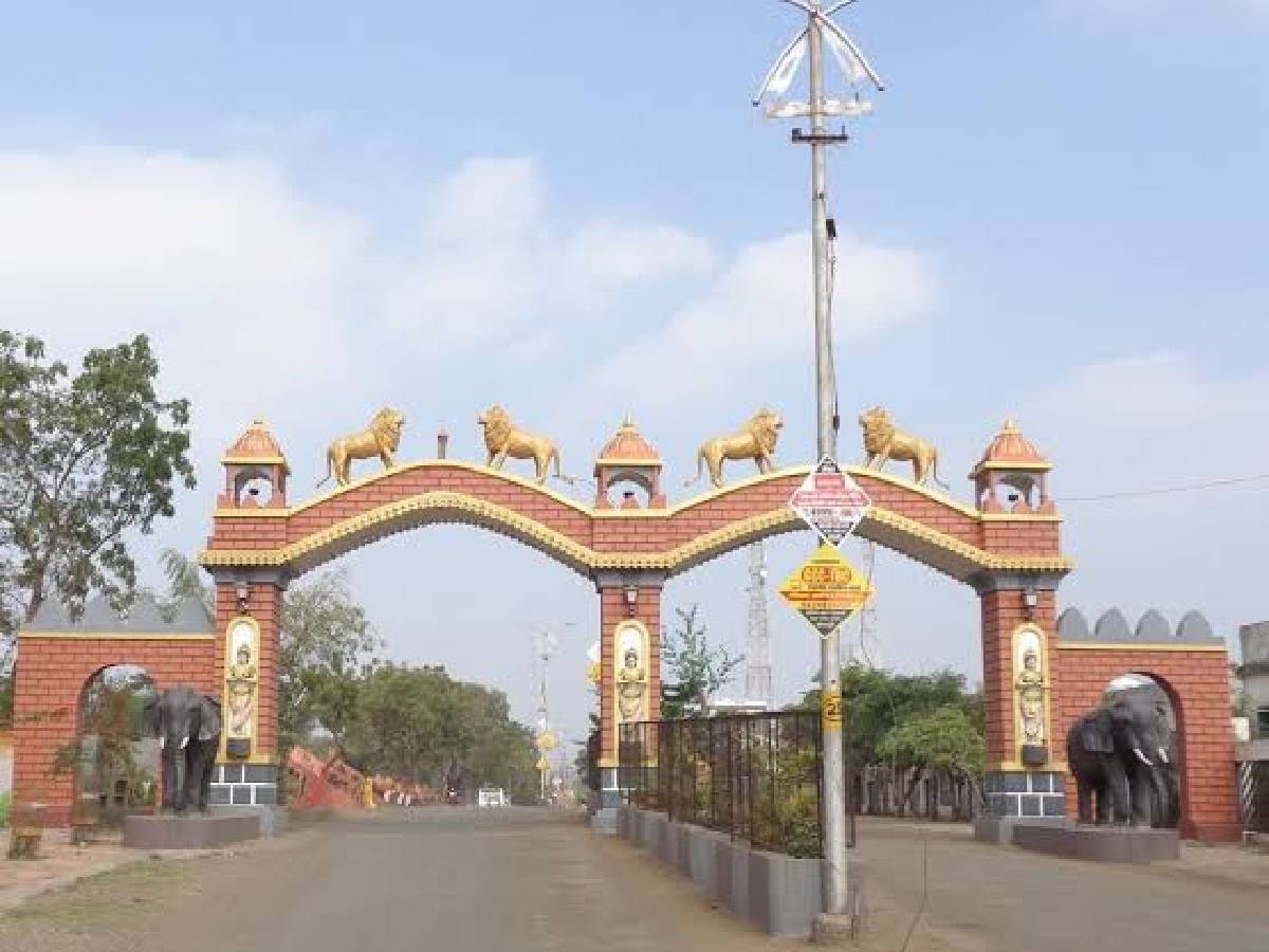 संत गाडगेबाबा ग्राम स्वच्छता अभियानात; बोराडीला नाशिक विभागाचा प्रथम ...