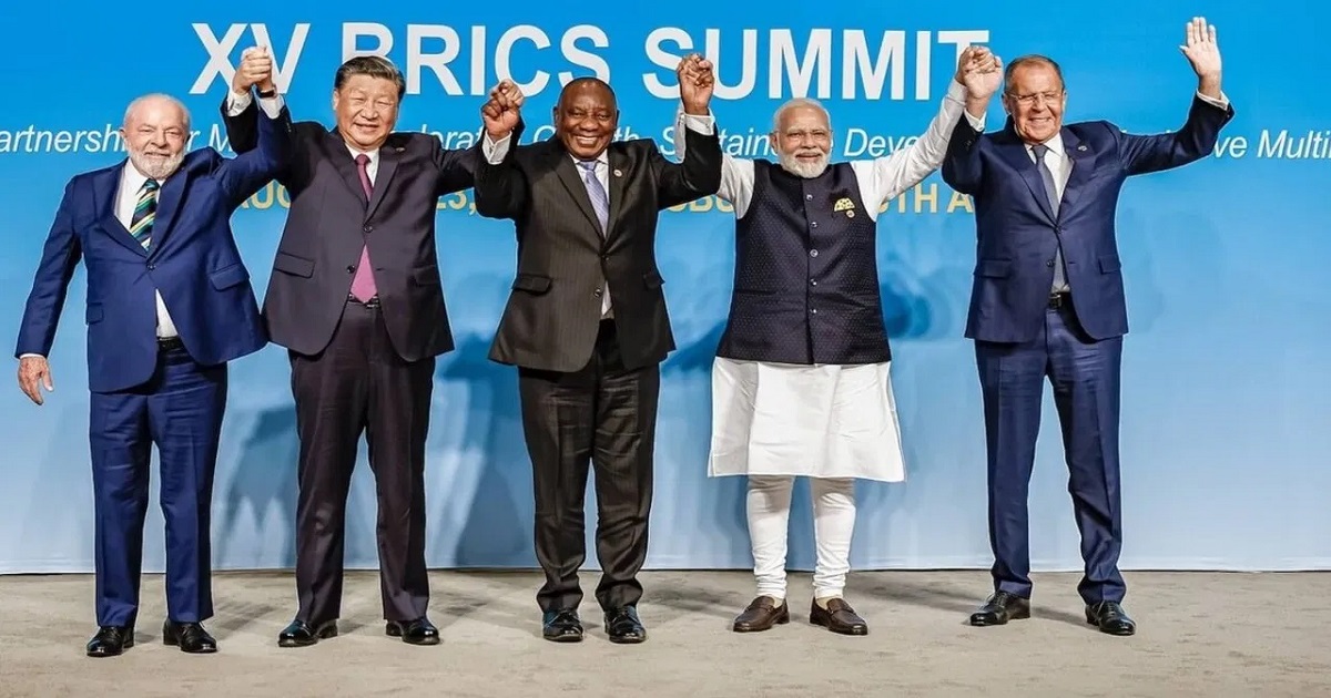 BRICS शिखर परिषदेसाठी PM मोदी ब्राझीलमध्ये दाखल; भारताला काय फायदा ...