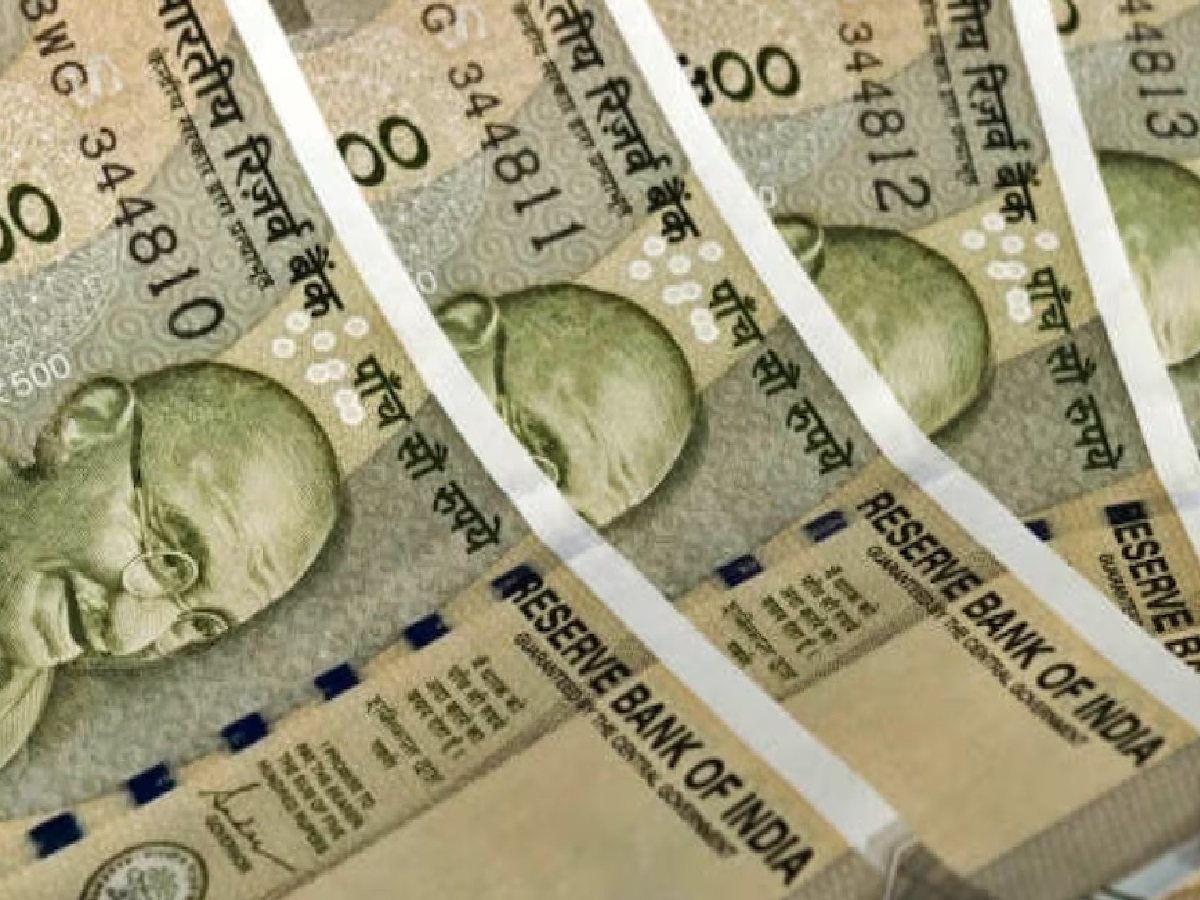 लॉटरीत 25 कोटी जिंकला अन् तिकीट दारुच्या दुकानात विसरुन आला; पुढे काय ...