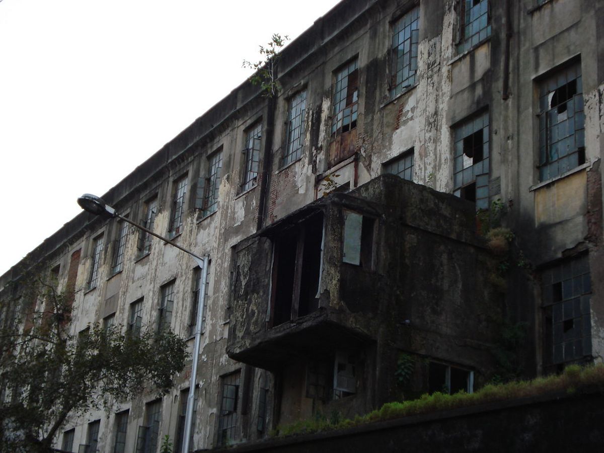 मफतलाल मिलचा भोंगा पुन्हा वाजणार, यंत्रमाग उभारण्याची अट शिथिल करण्याचा ...