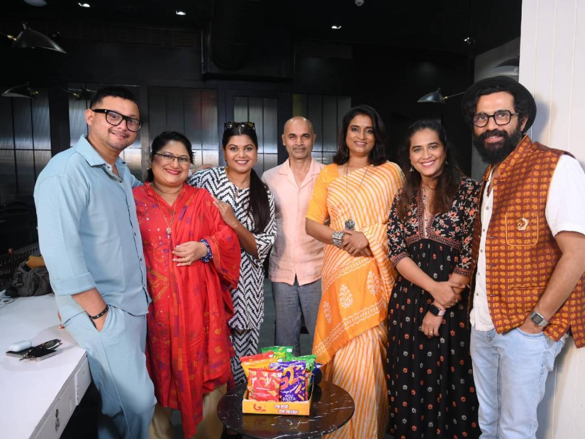 'नाच गं घुमा...' नावामागची गोष्ट, उलगडणार घराघरातील 'बाई'चं विश्व ...