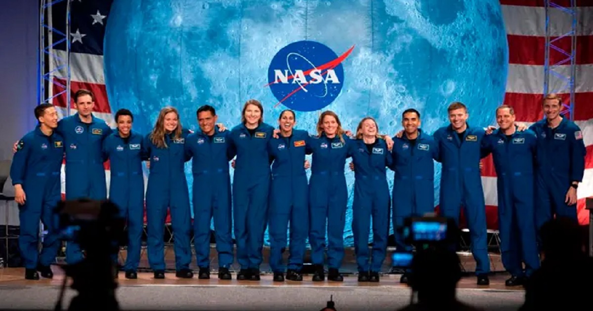 NASA मध्ये किती प्रकारच्या नोकऱ्या असतात? निवड कशी होते? पगार किती ...