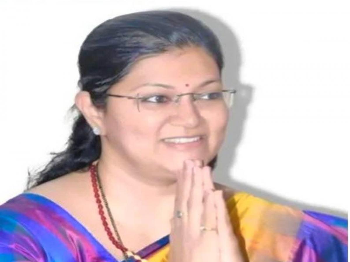 नाशिकच्या महापौरपदासाठी हिमगौरी आडके, उपमहापौरपदासाठी मच्छींद्र सानप ...