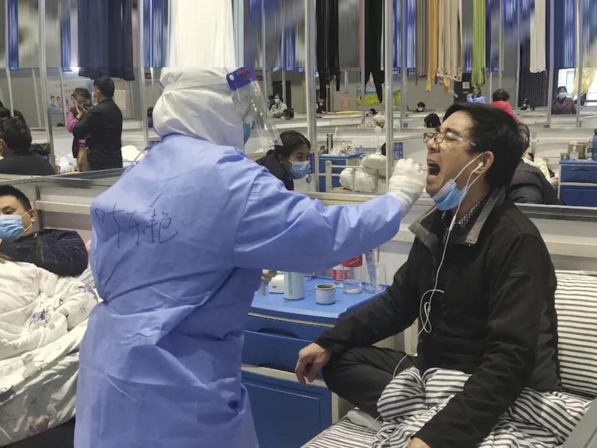 चीनमधील कोरोना विस्फोटामुळे संपूर्ण जगात दहशत, भारत अलर्ट मोडवर; धडाधड ...