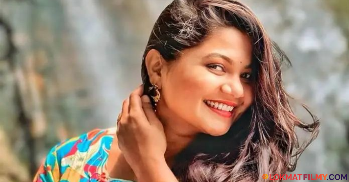 Namrata Sambherao Got The Award Of Best Eye Catching Actress For Nach ...