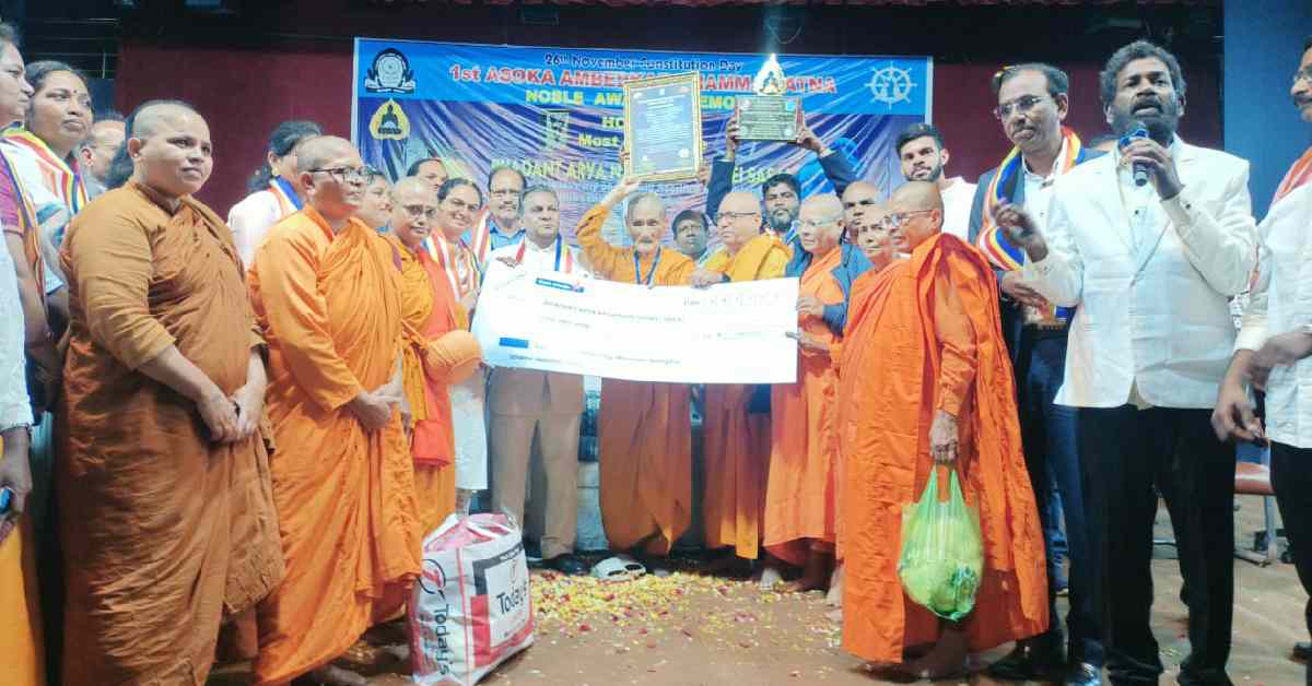 'सम्राट अशोकानंतर बाबासाहेबांनी केले धम्माला पुर्नजिवित' भदंत आर्य ...