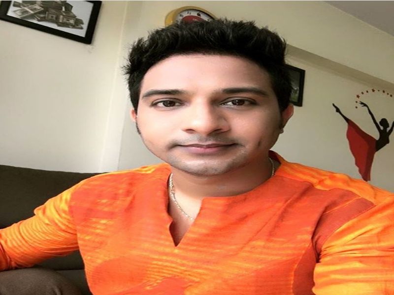 स्ट्रग्लच्या काळात फुटपाथच बनले होते निखिल राऊतचे घर - Marathi News ...