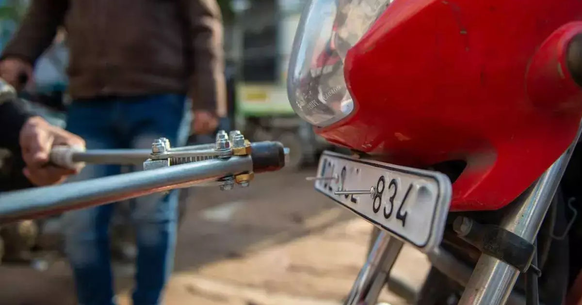 वाहनधारकांनो, ३१ मार्चपूर्वी वाहनाची नंबर प्लेट बदलून घ्या, नाहीतर होईल ...