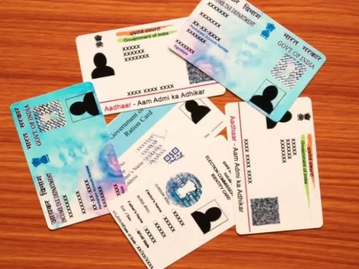 सरकारने ‘एक देश, एक ओळखपत्र’ याबाबत विचार करावा! - Marathi News | The ...
