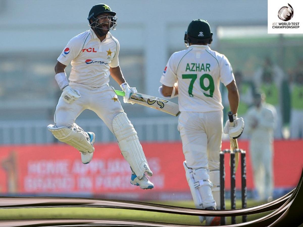 Pak Vs Aus 1st Test Imam Ul Haq बापरे ५ दिवसांत ११८७ धावा २