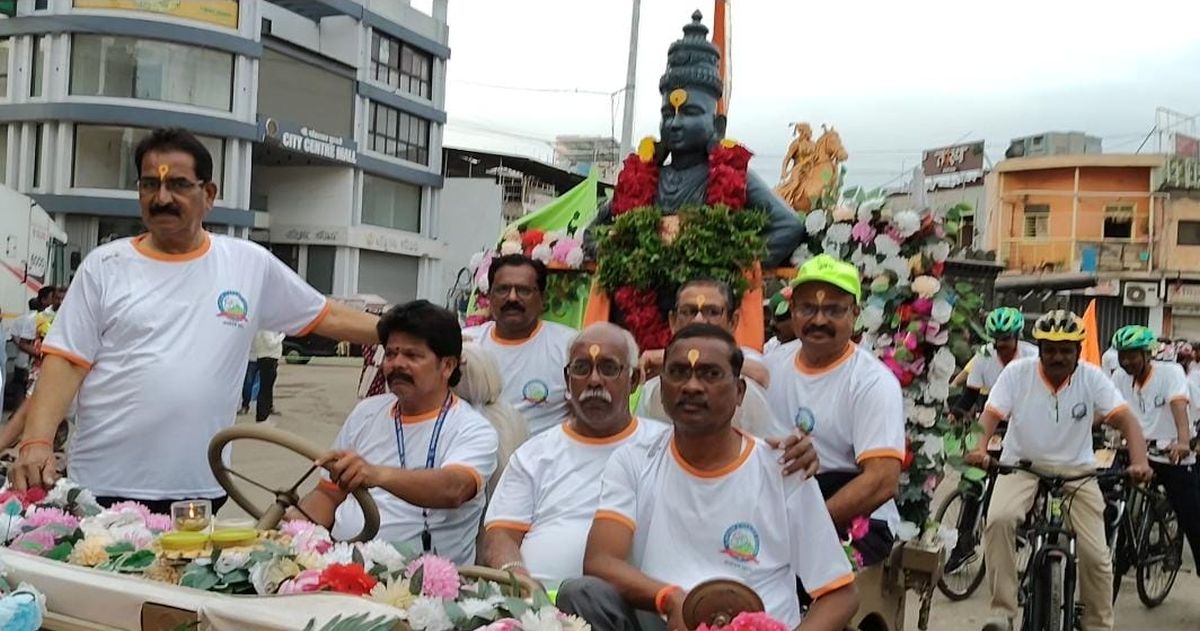 ४ हजार सायकल स्वारांची दिंडी; राज्याच्या 80 शहरातून निघालेली दिंडी ...