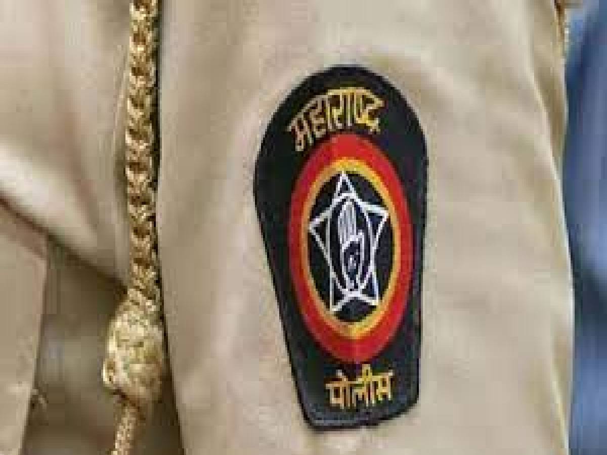 मराठी टायपिंगचे प्रमाणपत्र अवघ्या चार हजारात, दोघांवर गुन्हा Solapur ...