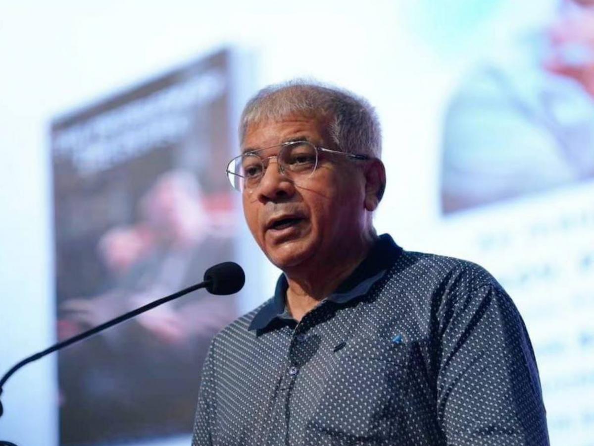 जरांगेंची घरंदाज मराठ्यांच्या दबावाखाली निवडणुकीतून माघार; रयतेमधील ...