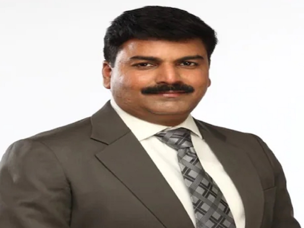 शिवसेना संसदीय पक्षाच्या नेतेपदी राहुल शेवाळे, लोकसभा अध्यक्ष ओम ...