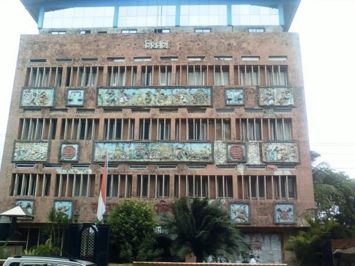 रायगड जिल्ह्याला हवे गट शिक्षणाधिकारी १५ पैकी १३ तालुक्यांचा भार शिक्षण ...