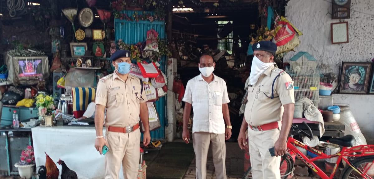 आरपीएफची कारवाई : रेल्वेचे लोखंड चोरणाऱ्या आरोपींना अटक Nagpur Marathi ...