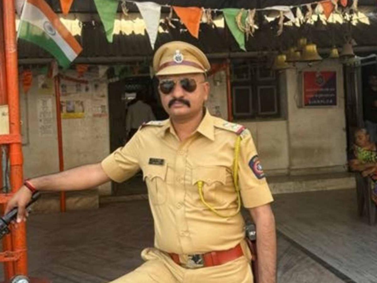 रणजित कासलेला १४ दिवसांची न्यायालयीन कोठडी; न्यायालयाबाहेर सरकारविरोधात ...