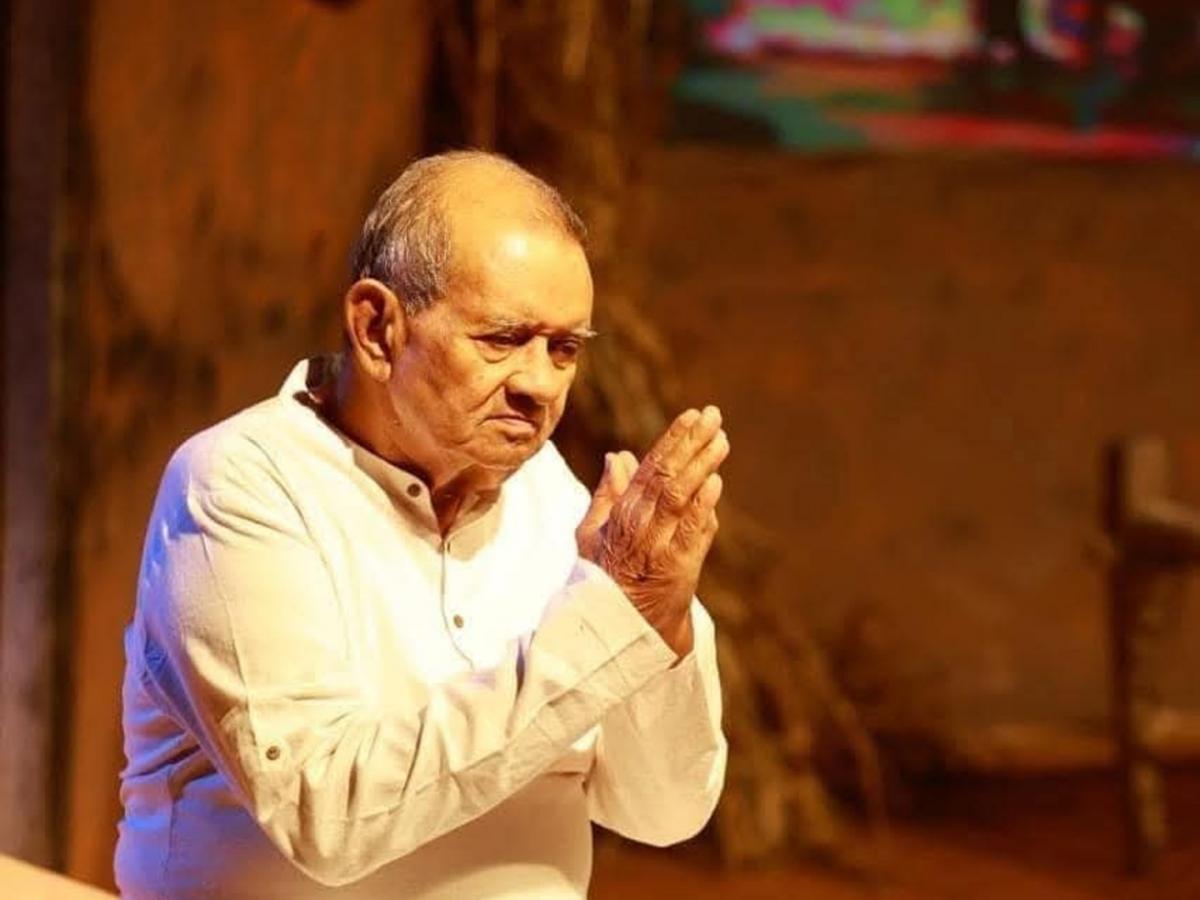 लेखक घडविणारा लेखक! रा. रं. बोराडे नवलेखकांसाठी होते संस्काराचे ...
