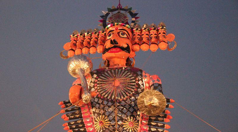 रावणाच्या दहाव्या डाेक्यावरचे गाढव; ‘बुद्धी भ्रष्ट झाली की पतन निश्चित ...