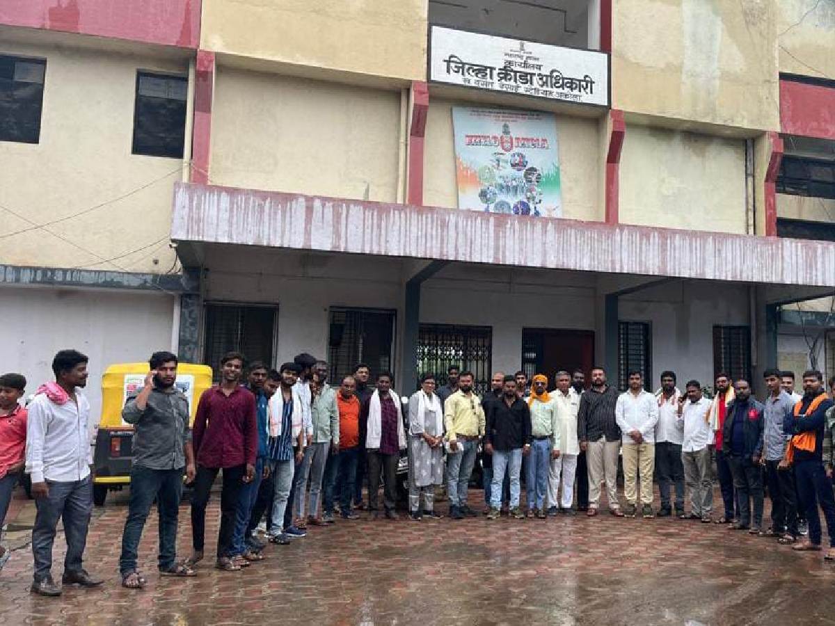 बार्शीटाकळी तालुका क्रीडा संकुलास वसंतराव नाईक यांचे नाव द्या! Akola ...