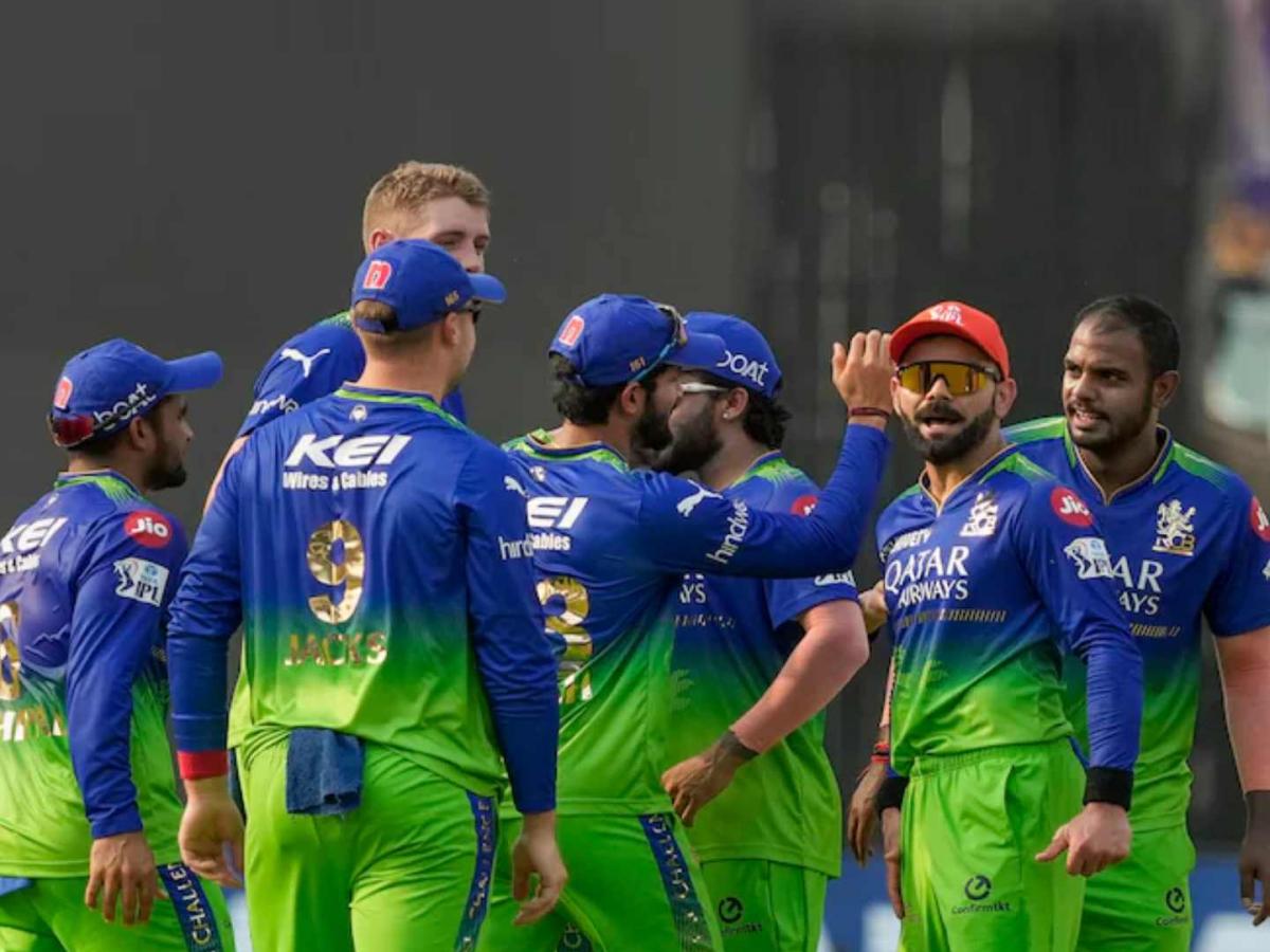 RCB Playoffs Scenario: 8 पैकी 7 सामने हरले, तरीही अजून 'प्ले-ऑफ'मध्ये ...