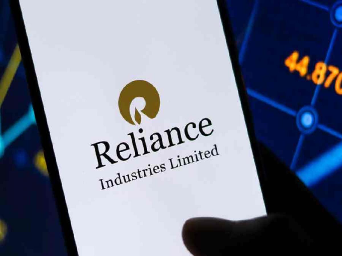 Reliance Industries Share Price : रिलायन्स इंडस्ट्रीजच्या शेअर्सची ...