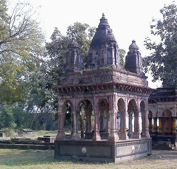 शेकडाे वर्षे जुनी मंदिरे, राजवाडे इतके मजबूत कसे? आर्किटेक्टच्या ...