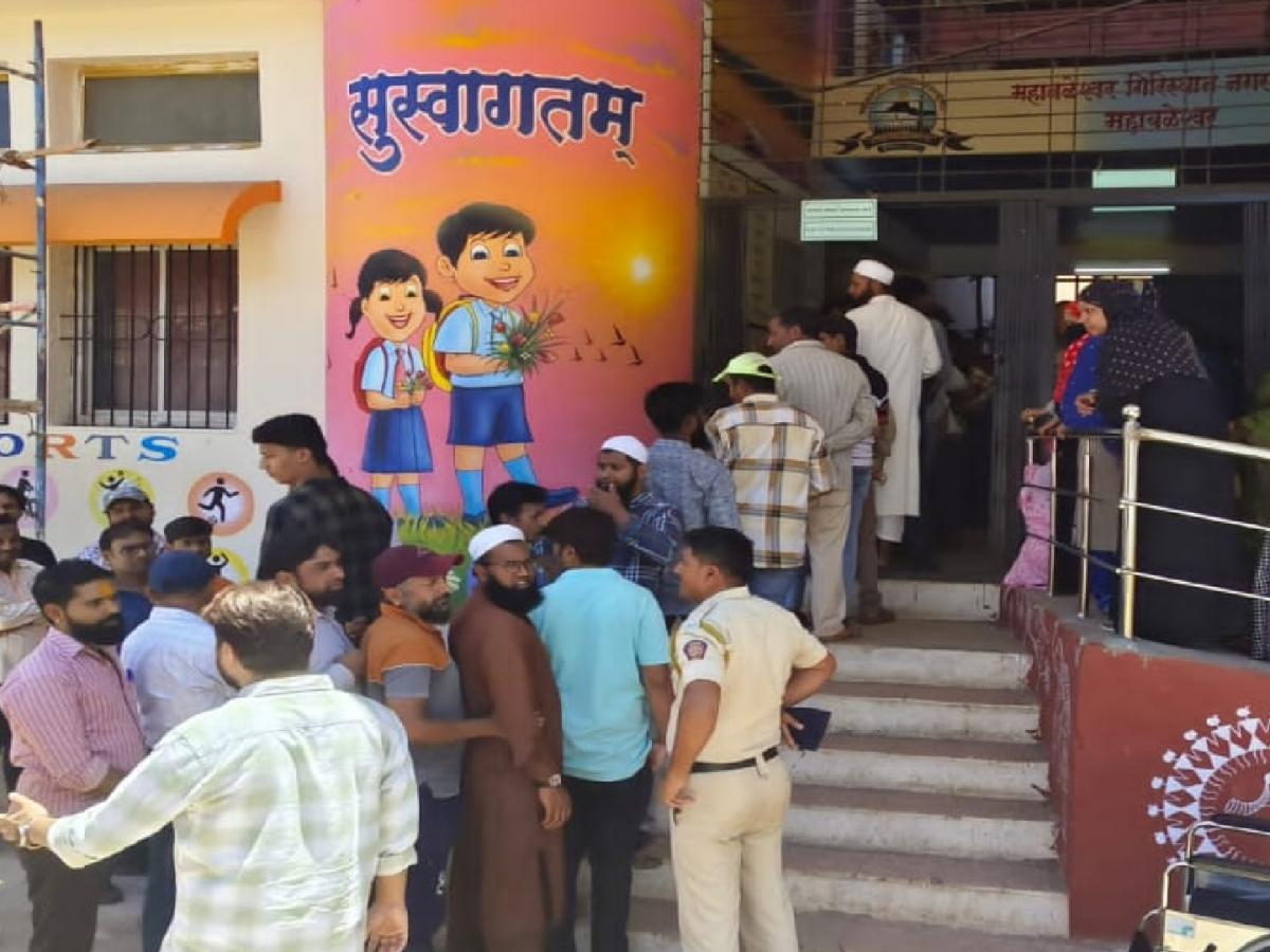 LokSabha2024: साताऱ्यात सायंकाळी ५ वाजेपर्यंत सरासरी ५४.१ टक्के मतदान ...