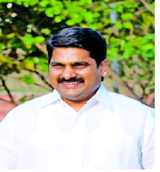 MLA Satej Patil यांनी विसर्जन मिरवणुकीत धरला ताल Kolhapur Marathi News ...