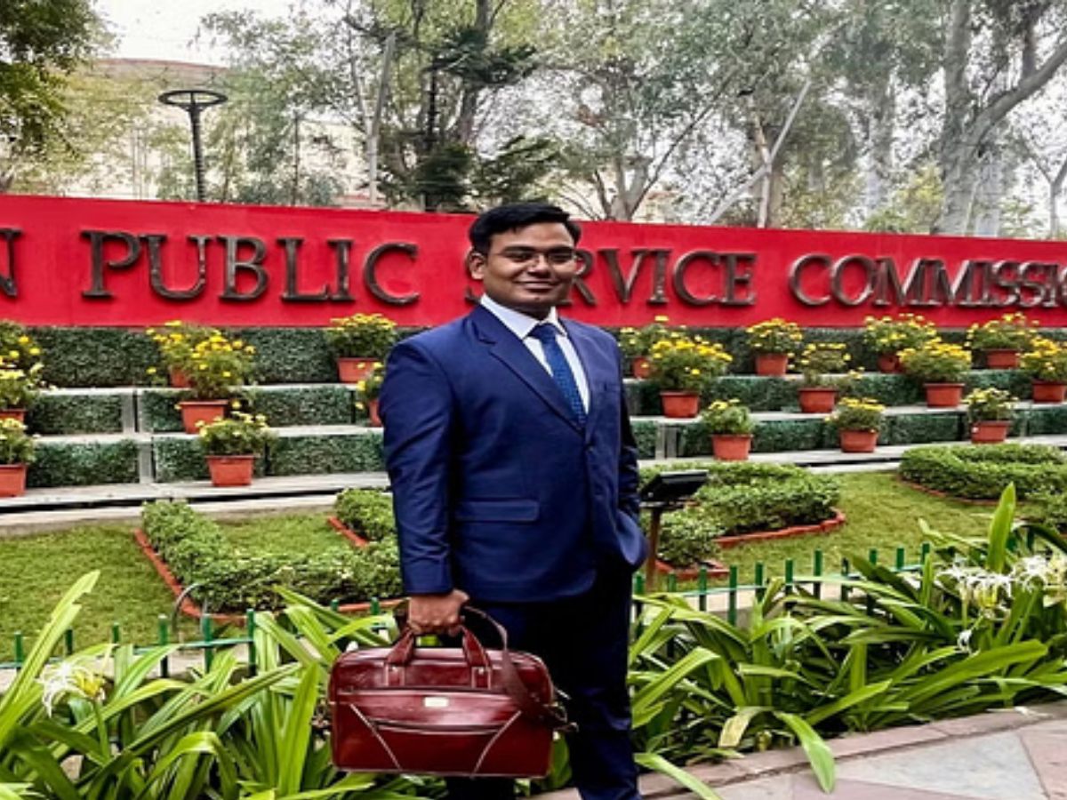 UPSC Result: जिंकलंस भावा! मजुराचा मुलगा कष्टाने झाला IPS; देशाची सेवा ...